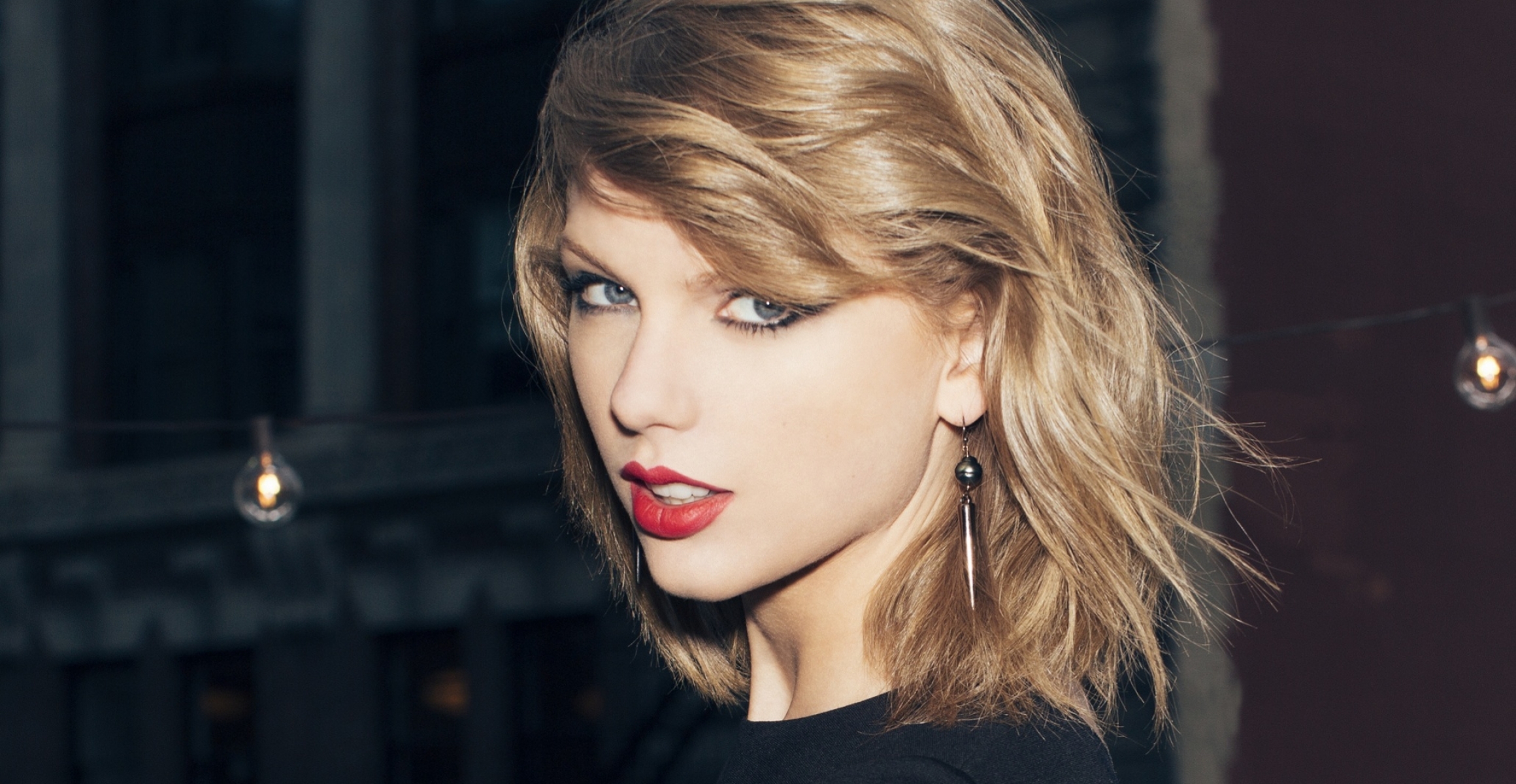 Apple's Role in Taylor Swifts Album Release - Royalty Media
